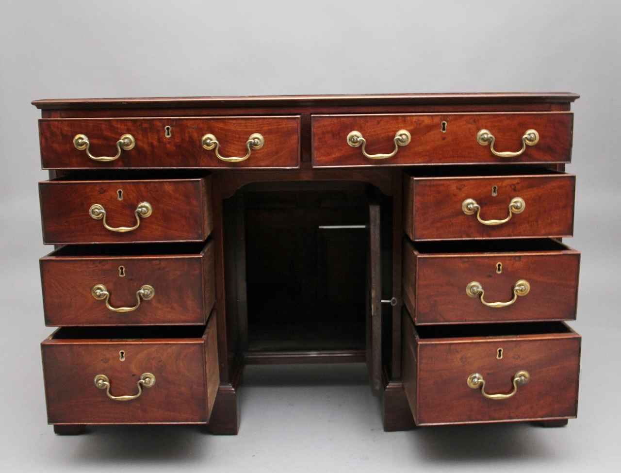 18th Century mahogany kneehole desk | Martlesham Antiques
